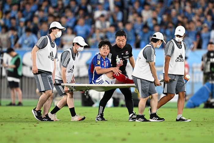 怪我人続出の横浜FM、ACLカヤFC戦で永戸が負傷交代 3バックの一角で先発出場 | フットボールゾーン - (2)