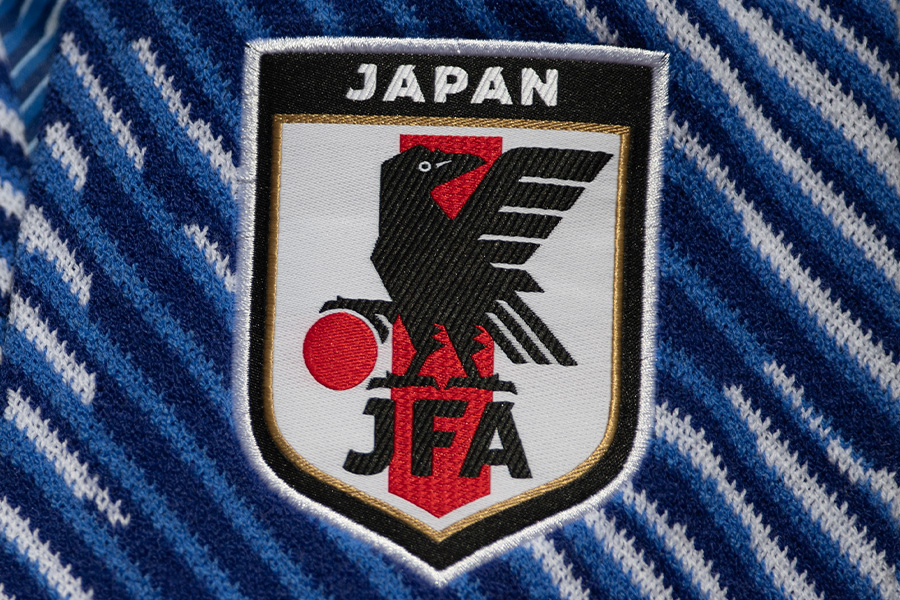 【W杯】日本代表観戦の高円宮妃久子さま、JFAエンブレム入りの「ネイルが凄い」と脚光 AFC公式が注目 | フットボールゾーン