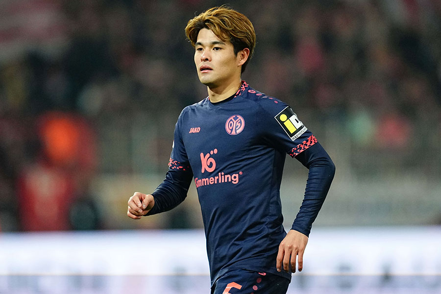 欧州で日本人が記録した「206.98」 現地紙も絶賛の存在感…賞賛続々「ビッグクラブに移籍して」 | フットボールゾーン